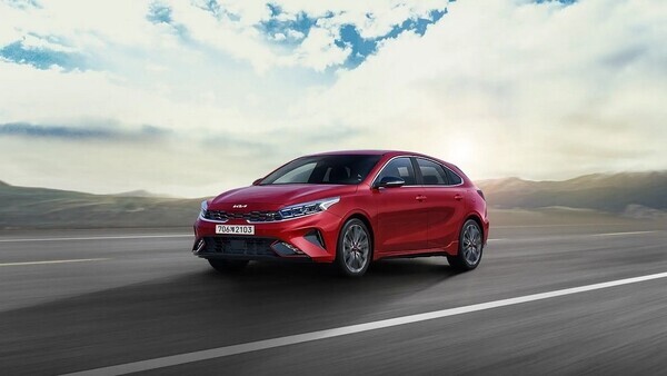 기아, ′더 2023 K3′와 ′더 2023 K3 GT′ 로 준중형 시장 공략 성공?